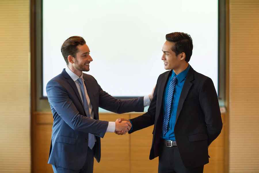 Practice the Right Etiquette for Business Meetings